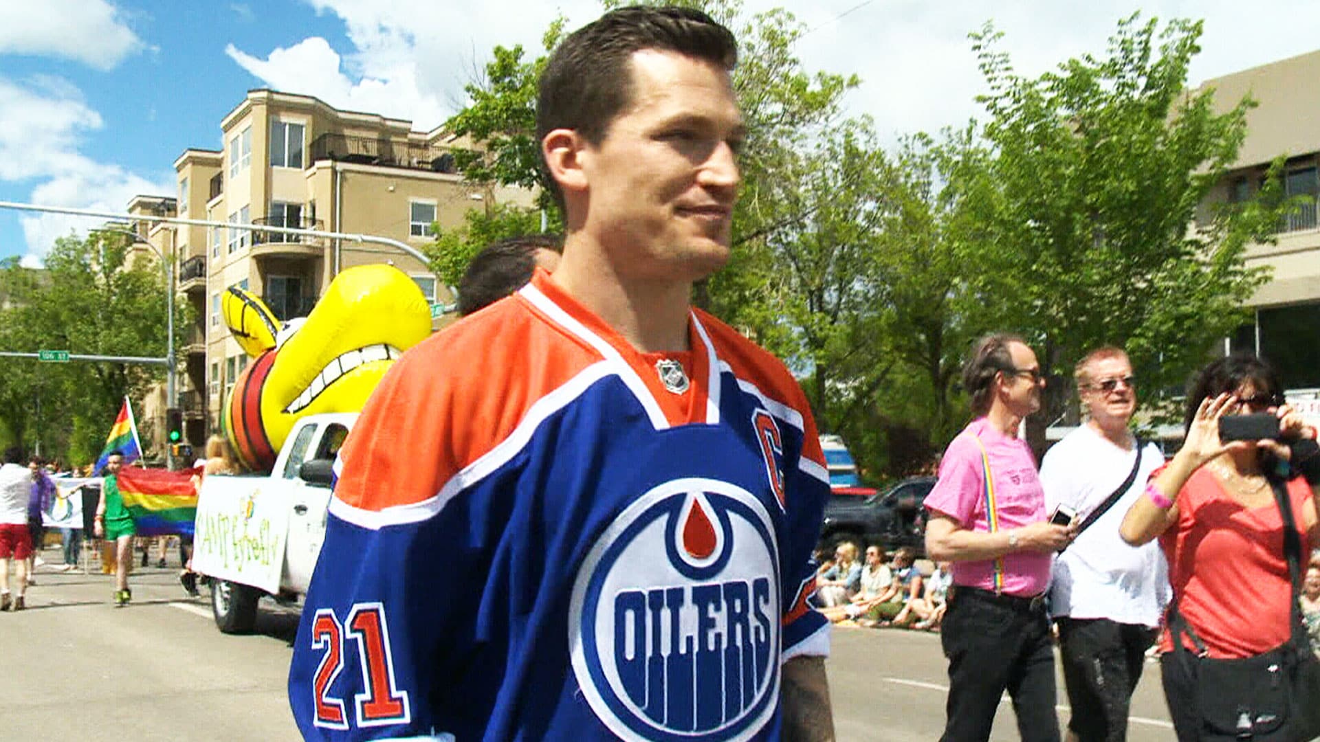 Ference Marches In Edmonton's Pride Parade - Video - TSN